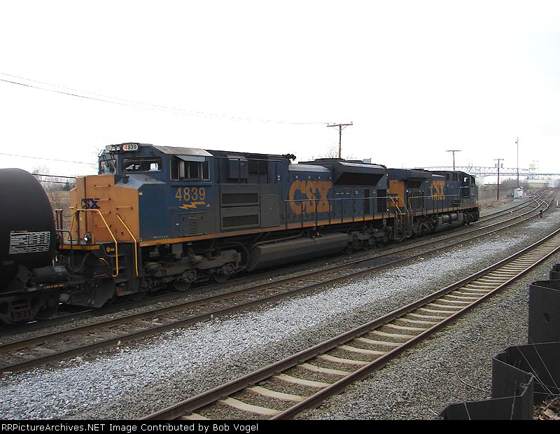 CSX 4839
